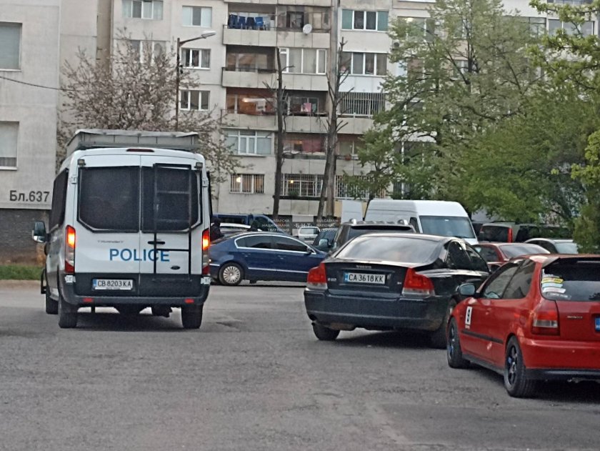 Задържаха обявен за издирване мъж в столичния квартал Люлин - Българска ...