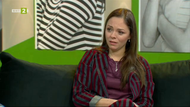 Отваряме „звездното досие“ на чаровната актриса Йоана Темелкова ...